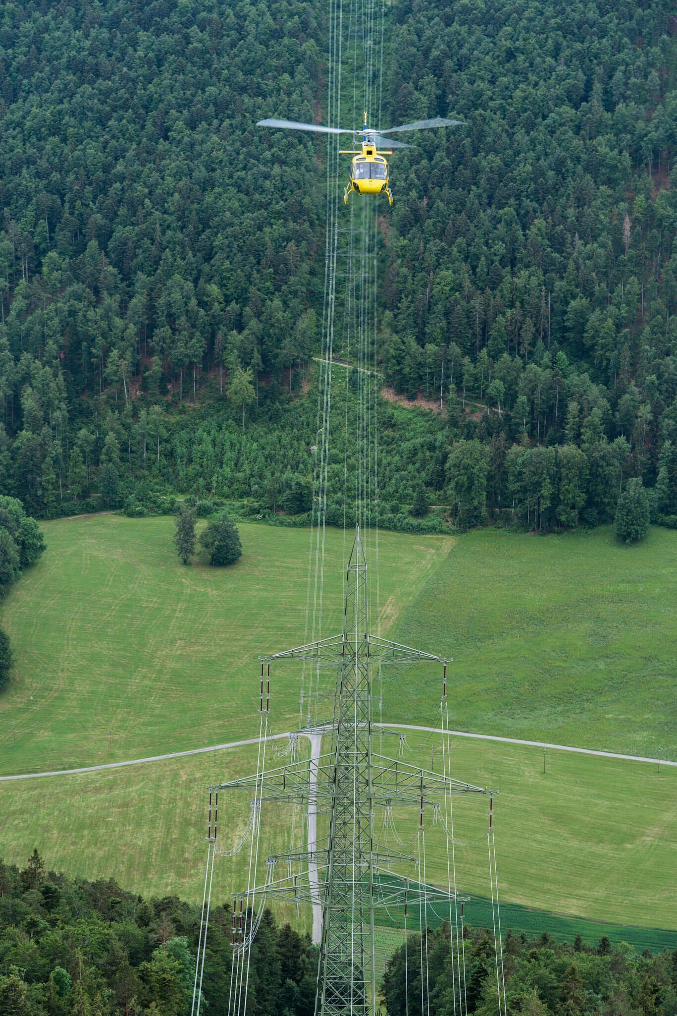 Boosting Efficiency with 3D Power Grid Model: Swissgrid | Fugro | Fugro